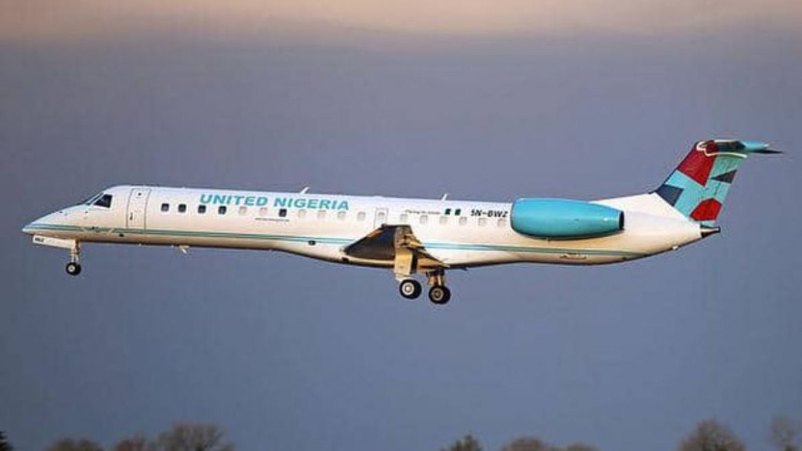 With 50 Passengers, A United Nigeria Airlines Embraer Aircraft Skids ...