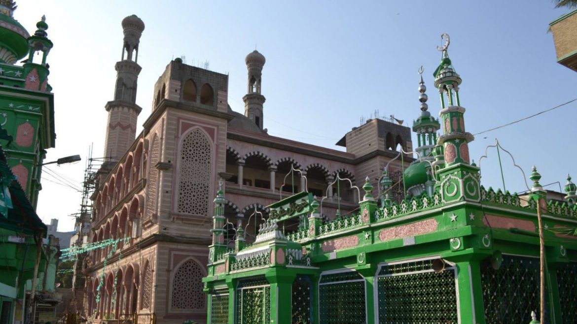 After Temples, E-Hundi App Also Launched For Waqf-Owned Dargahs; To ...