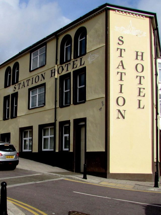 8 Hotels That You'll Be Surprised To Learn Were Railway Stations!