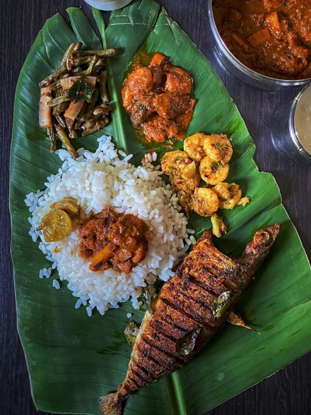 5 Leaves That Can Be Used Instead Of Plastic Plates For Serving Food!