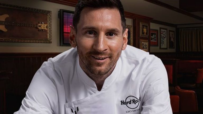 Lionel Messi Is Now A Chef, Has A Messi Chicken Burger At This ...