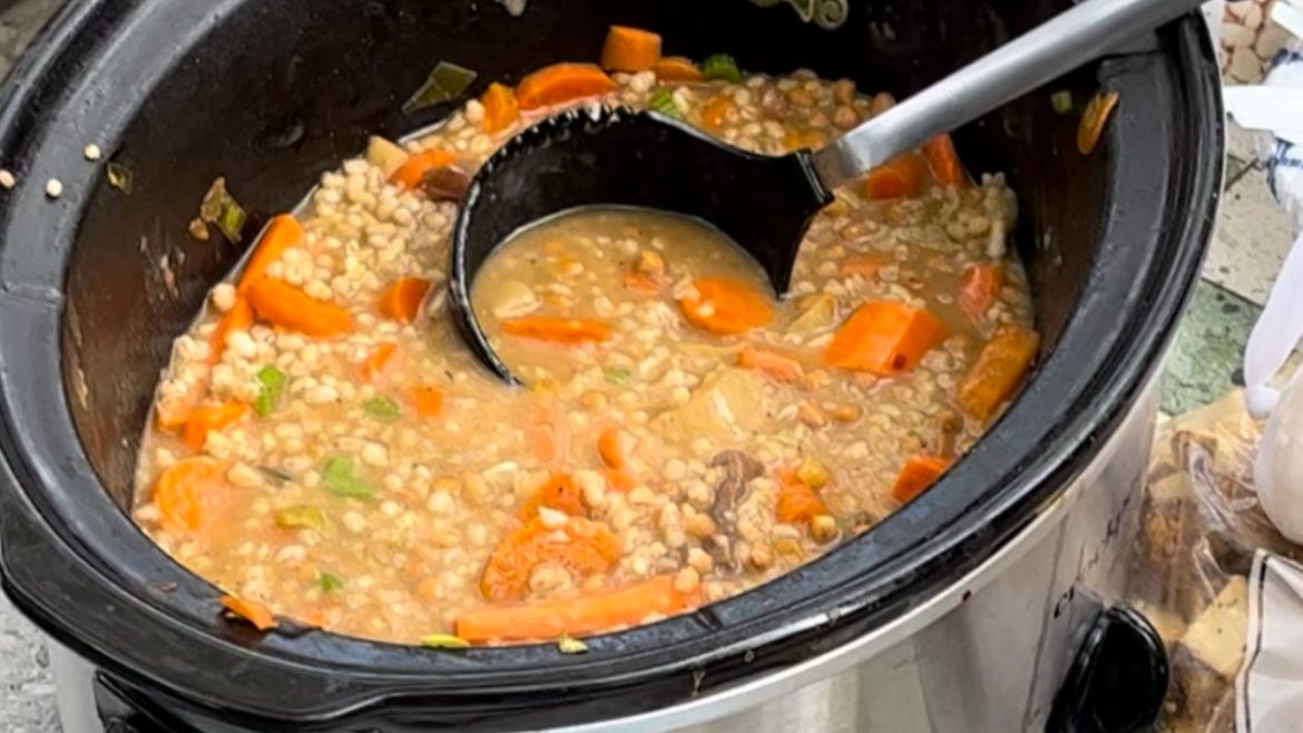 New York Has A Stew Simmering For Over 39 Days & It's Made By A Content ...