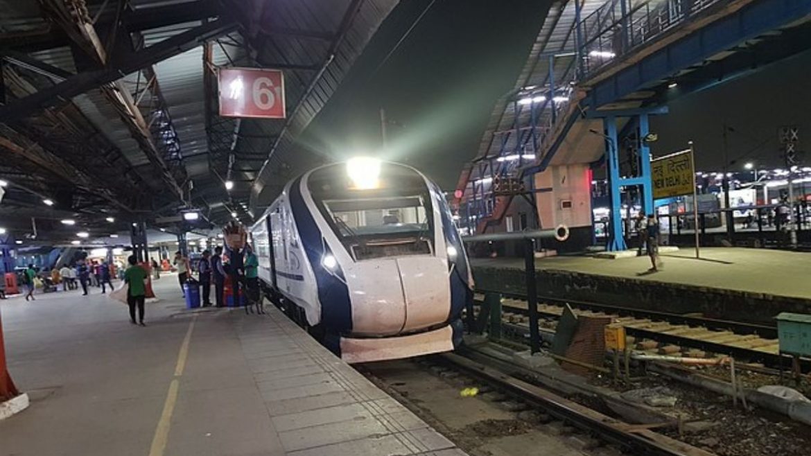 Travelling In Trains At Night? Indian Railways Has New Night Rules For ...