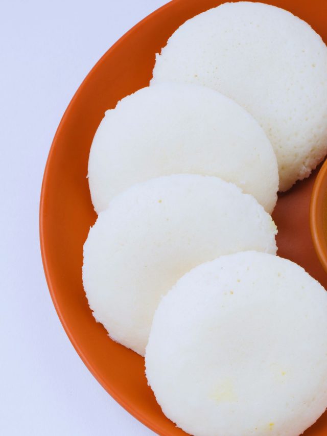 Want To Cook Fluffy Idlis? Here Are 7 Tips To Follow