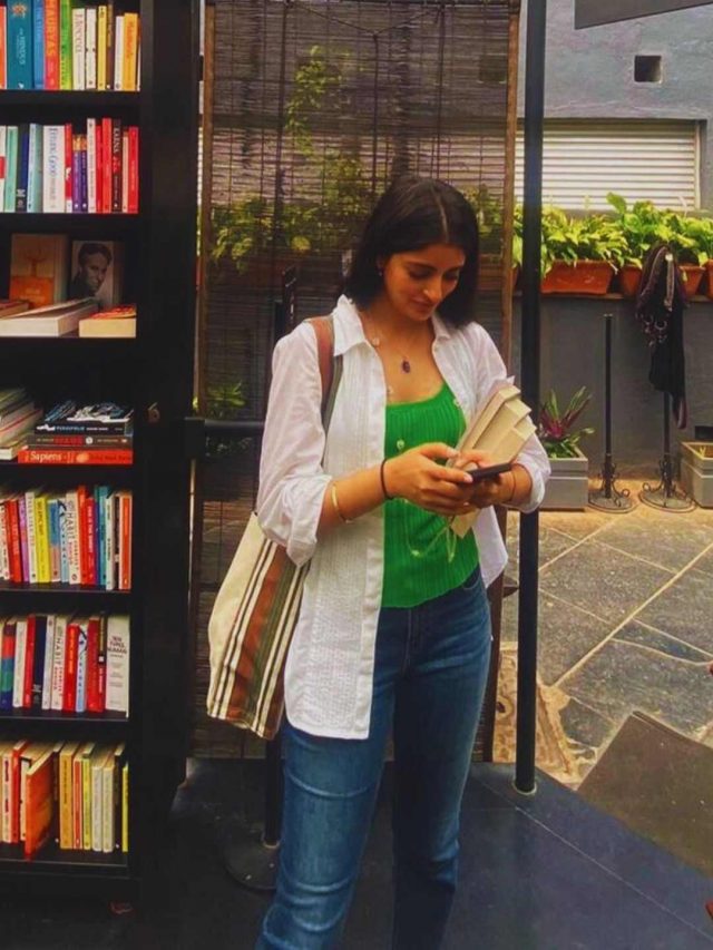 Navya Naveli Nanda Enjoys Spicy Misal Pav At This Popular Restaurant