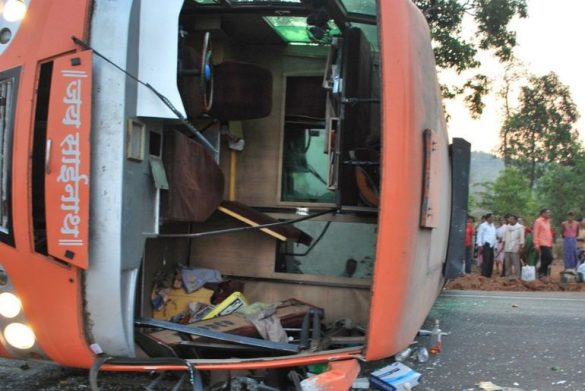 Andhra Pradesh: Private Bus Overturns On NH 65 In NTR District; Over 10 ...