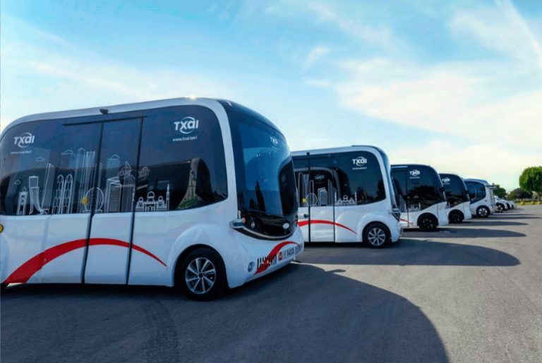 Say Hello to the Robo Taxi! Abu Dhabi Islands Welcome Driverless Taxis ...