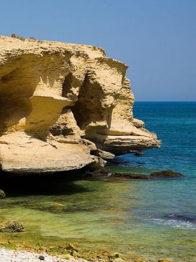 7 Scenic Wadis To Visit In Oman