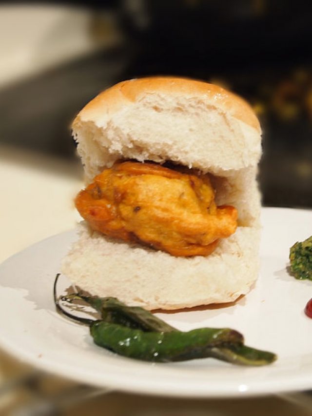 8 Best Vada Pav Places In Mumbai That Will Make You Go Wow