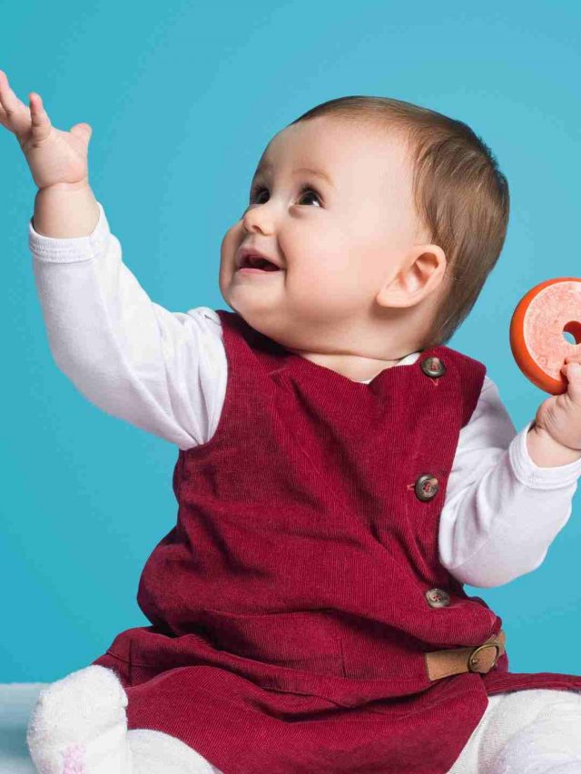 8 Nutritious Food Items To Include In A 1-Year-Old Baby’s Diet