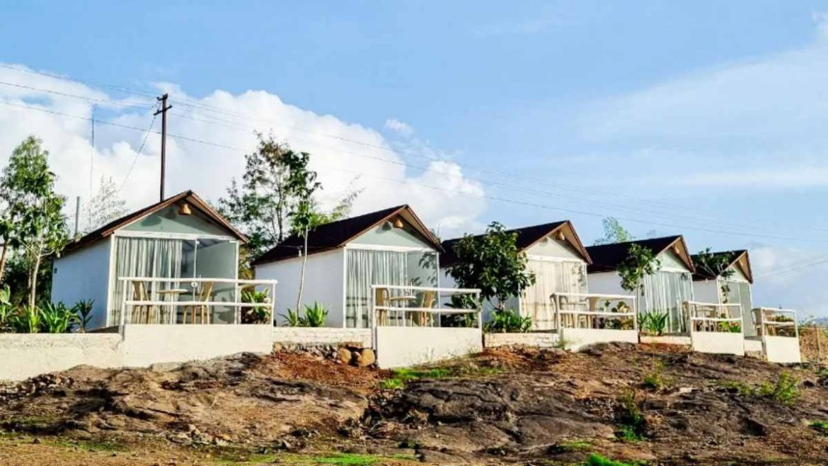 115 Km Away from Mumbai, Glamp At Stunning Glass Cabins Overlooking Pawna Lake