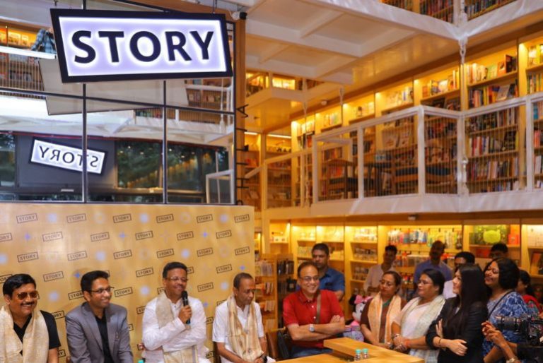 From Elgin To Salt Lake, Kolkata’s Iconic Story Bookstore Is Spread Over 4000 Sq. Ft With 19,000 ...