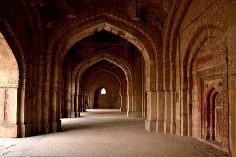 Whispers, Footsteps, Shadows! Tap Into The Haunted History Of 16th ...