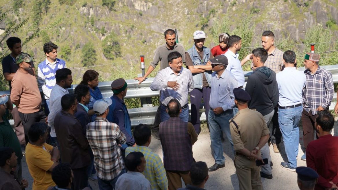 The Only Way From Kinnaur To Spiti Has Caved In; Leaving NH 5's 150 ...