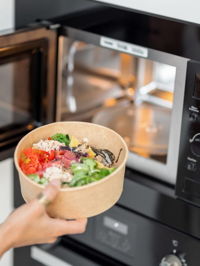 From Eggs To Oil, Never Ever Reheat These 7 Food Items