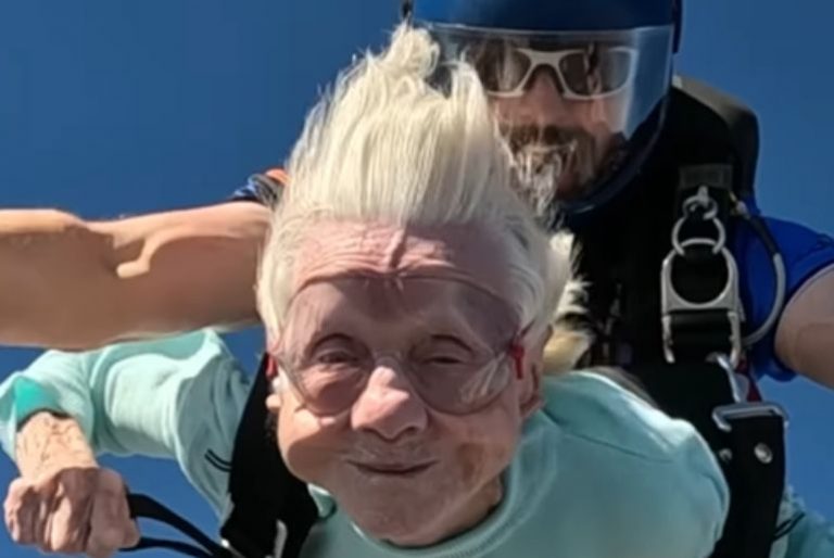 104 Yo Woman Attempts To Become Worlds Oldest Person To Skydive Her