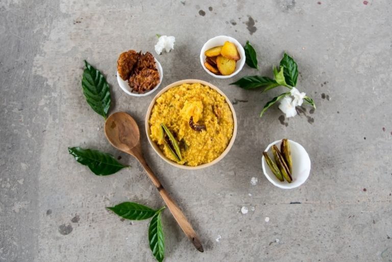 Durga Puja: Why Is Durga Maa Served Khichuri Or Khichdi, A Simple Rice ...