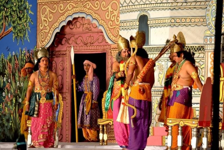 9 States, 9 Different Types Of Navratri Celebrations! Here's How The ...
