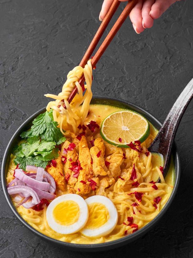 8 Spots In Mumbai To Relish Khao Suey