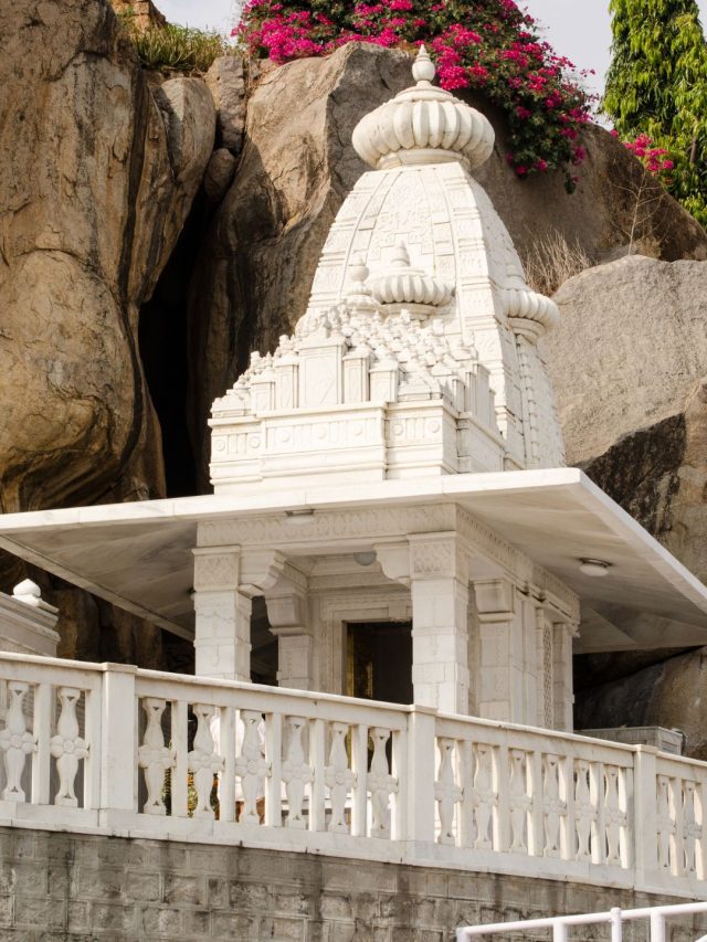 6 Temples To Visit In Hyderabad This Diwali