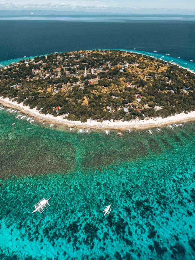 8 Dangerous Islands In The World People Are Afraid To Visit