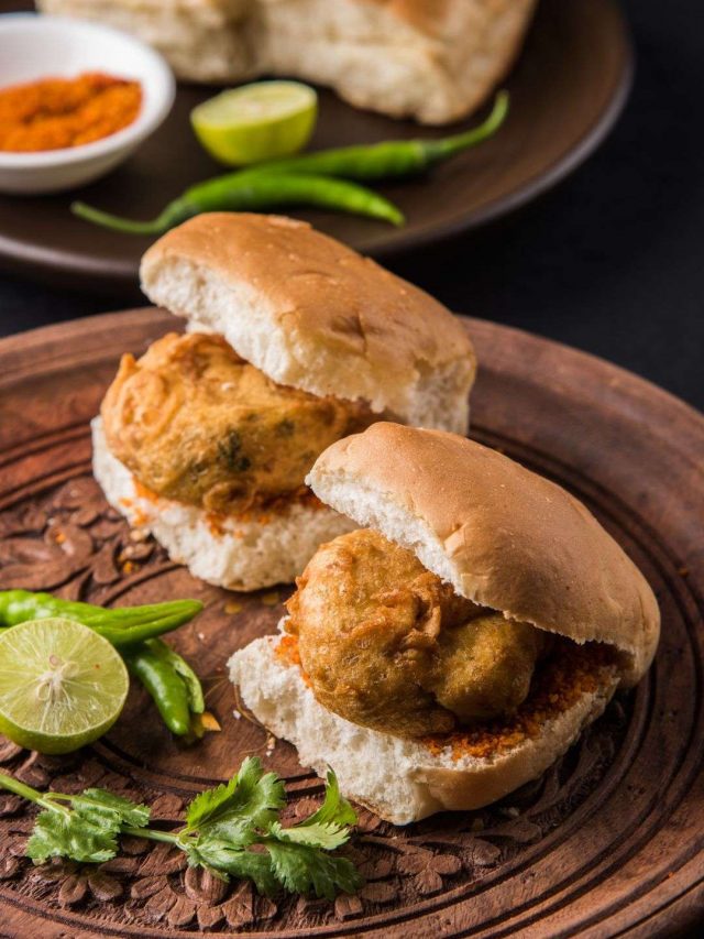 8 Best Vada Pav Spots In Pune