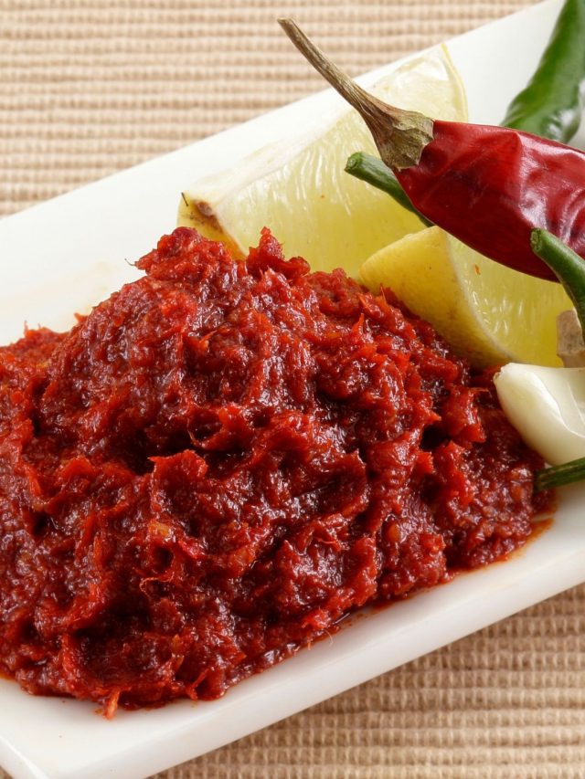 Recipe: Here’s How You Can Make Spicy Lasun (Garlic) Chutney At Home