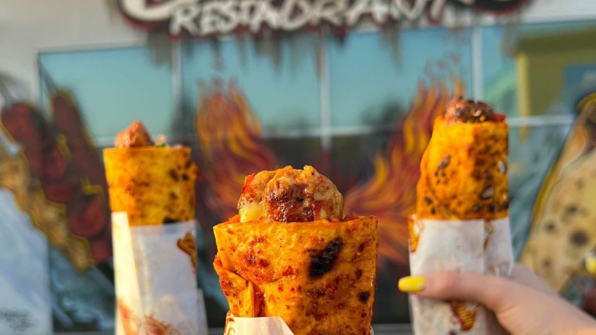 Dürüm Restaurant In Dubai Offers Succulent Turkish Rolls That Will ...