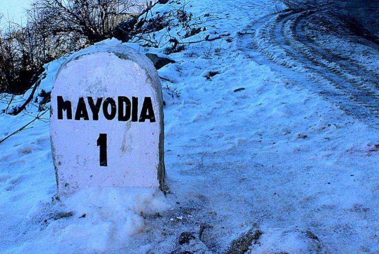 10 Offbeat Destinations In India That Turn Into Winter Wonderland With ...