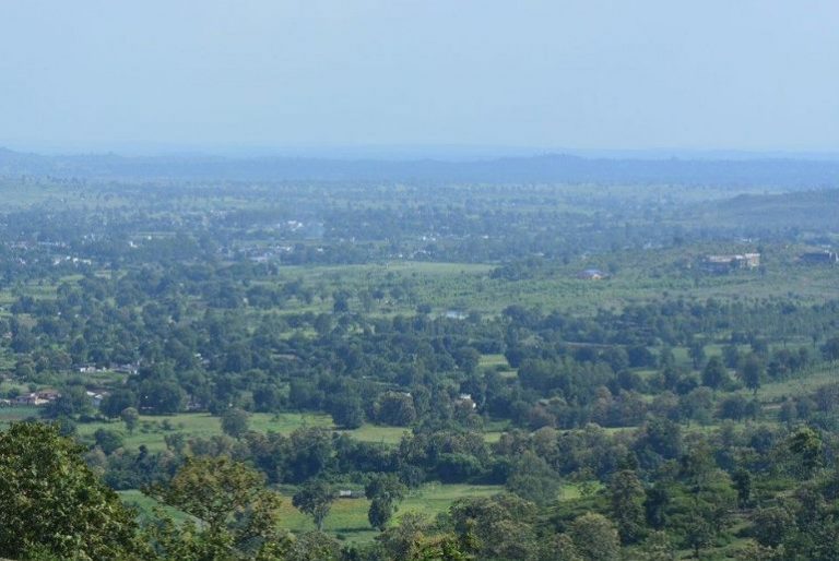 From Trekking To Exploring Chhind Art, 5 Things To Do In Patalkot ...