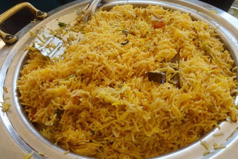 From Bagara Baingan To Ashrafi, 8 Local Dishes You Can Relish In Hyderabad
