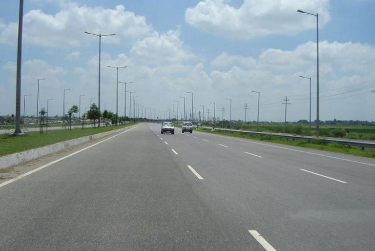 Noida Proposes A 28 Km-Long Expressway Connecting Jewar Airport, Yamuna ...