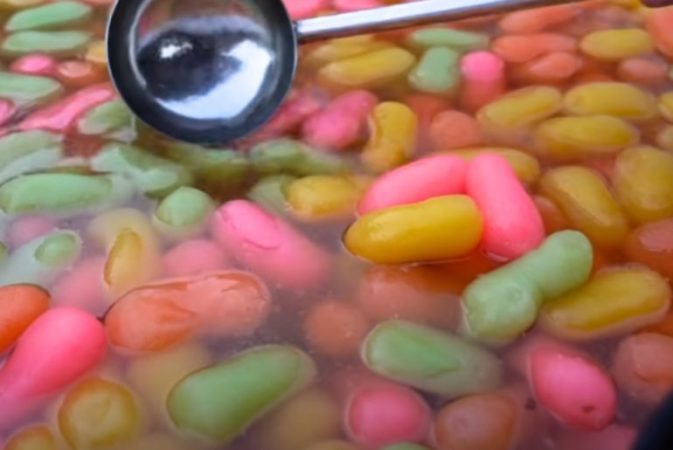 Septuagenarian Granny Prepares 1000 Colourful Cham Chams From Scratch ...