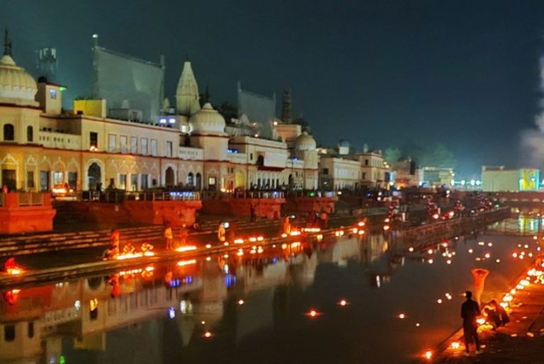 From Gulab Bari To Guptar Ghat, 8 Unforgettable Experiences In Temple ...