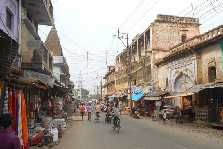 How To Spend 48 Hours In Ayodhya: Things To Do, To Eat, To Shop