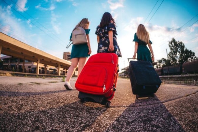 56% Of Solo Women Travellers Book Online, Travel Platform Reveals ...