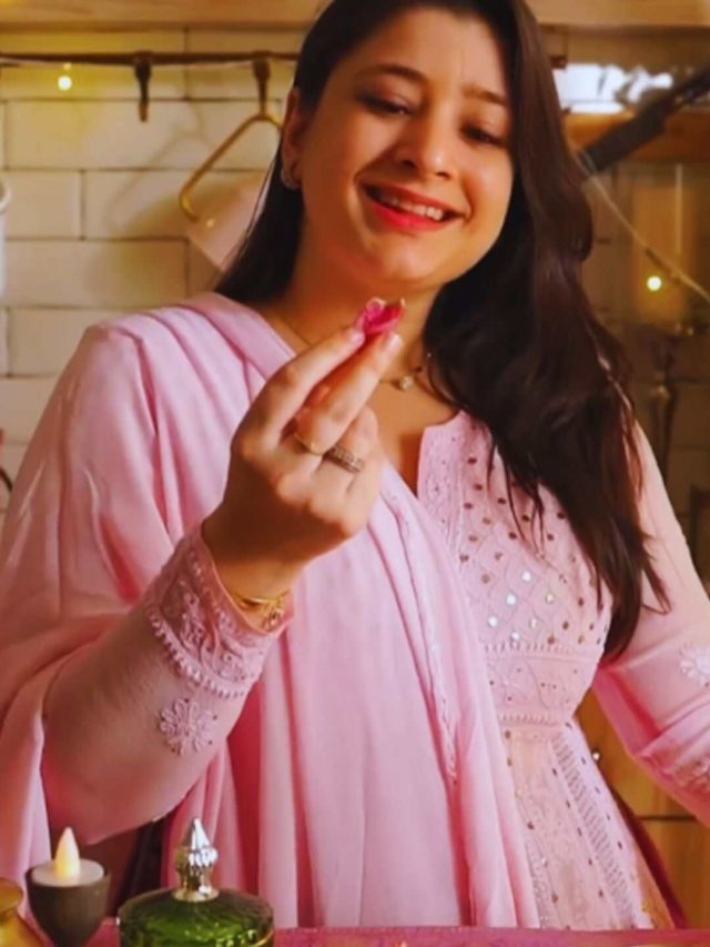 Move Over Basic Tikka, Make Pink Paneer Tikka. MasterChef India ...