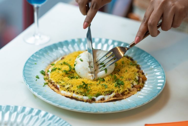 Cheer, Eat, Repeat! 3 Restaurants Across India Present IPL Delights ...