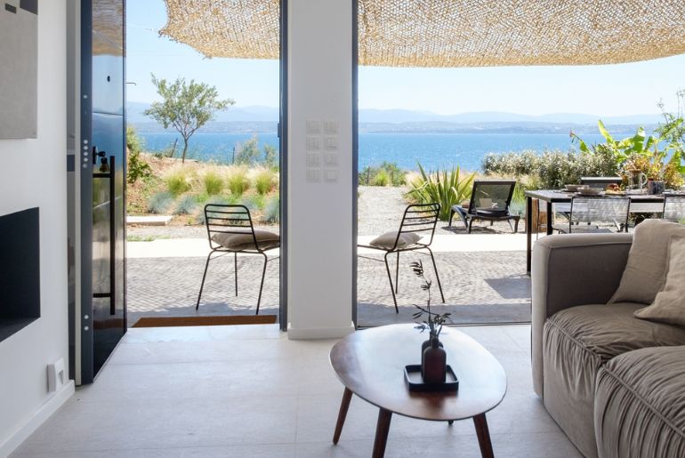 Looking For A Summer Escapade? Book These Most Wishlishted Airbnbs For ...