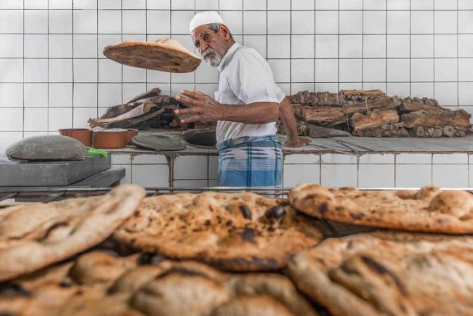 Traditional Saudi Bread, Kleija, Al-Khubz Al-Ahmar & Al-Mallah Join ...