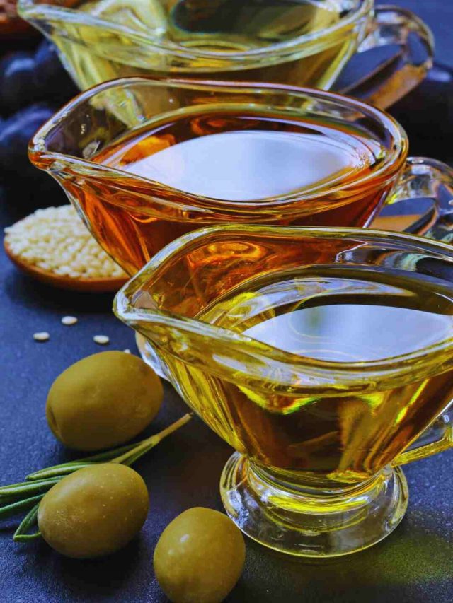 7 Essential Oils That Can Be Used To Flavour Food