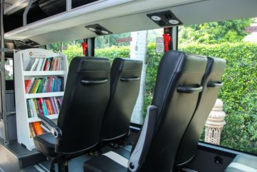 Uber's #UberReads Turns Electric Shuttles In Delhi Into Mobile ...