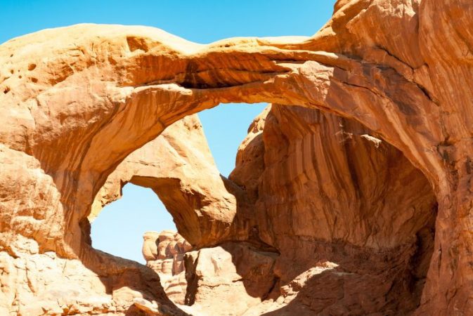 190 Million-Year-Old 'Double Arch' AKA Toilet Bowl In Utah's Glen ...