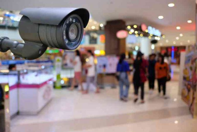 With 14,600 CCTVs & Police Patrolling, DMRC Assures People That Delhi Metro Is The “Safest Means ...