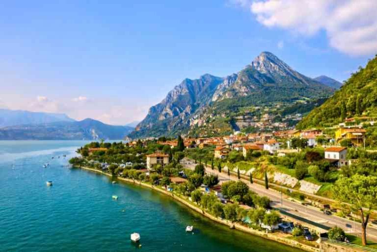 5 Stunning Lakes In Italy That Should Be A Part Of Your Travel ...