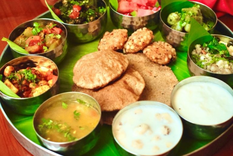 29 Best Navratri Menus Across India, Serving Sabudana Vada, Satvik ...