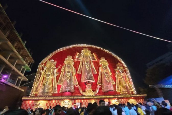 Durga Puja 2024: Sodepur Sahid Colony Boasts Of World's Tallest Durga ...