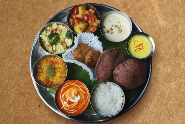29 Best Navratri Menus Across India, Serving Sabudana Vada, Satvik ...