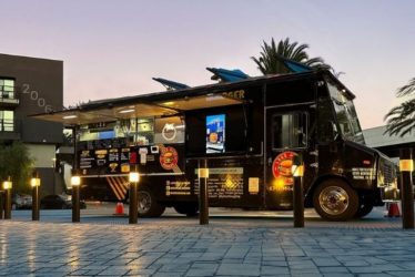 UFO-Shaped Burgers Have Landed In USA! California's Less Mess Burger ...