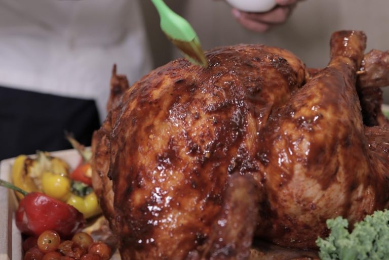 27 Must-Try Thanksgiving Menus Across India Featuring Smoked Turkeys ...